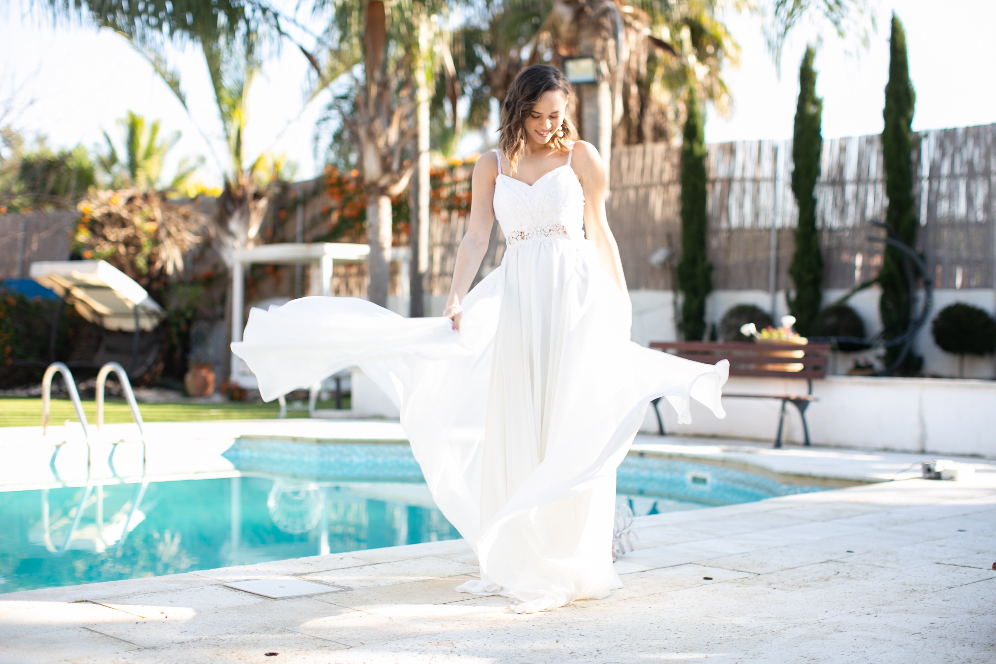 Planning a Simple Wedding? Then Go For These Wedding Dress Designs ...